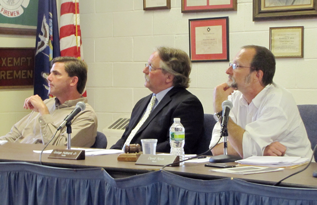 Hubbard eyes mayor’s seat, Phillips will not seek position - The ...