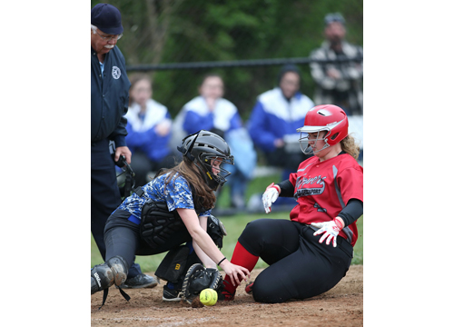 Softball: Pitching key as Tuckers stroll past Clippers - The Suffolk Times Archives